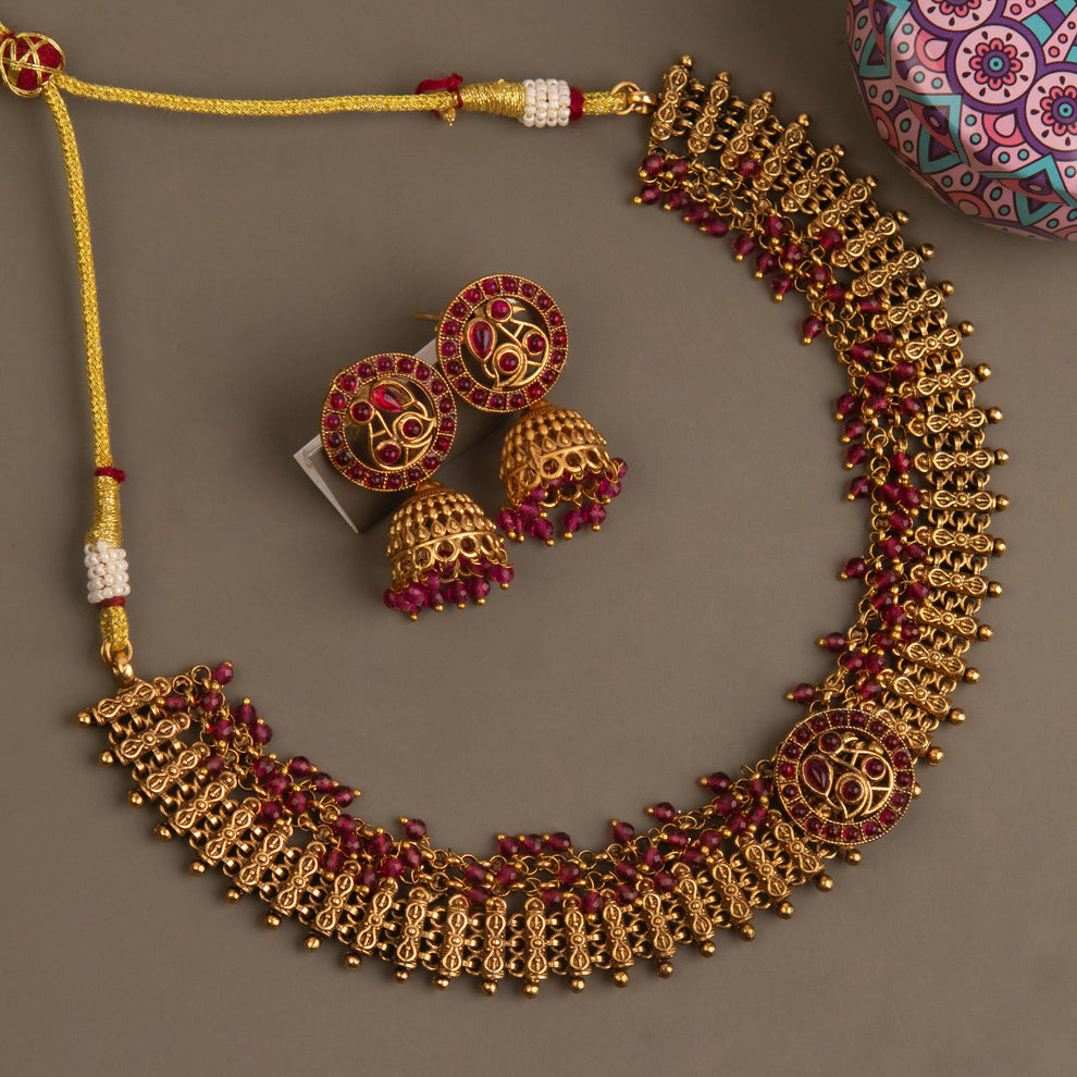 Necklace 101 – Urvasi ladies novelty